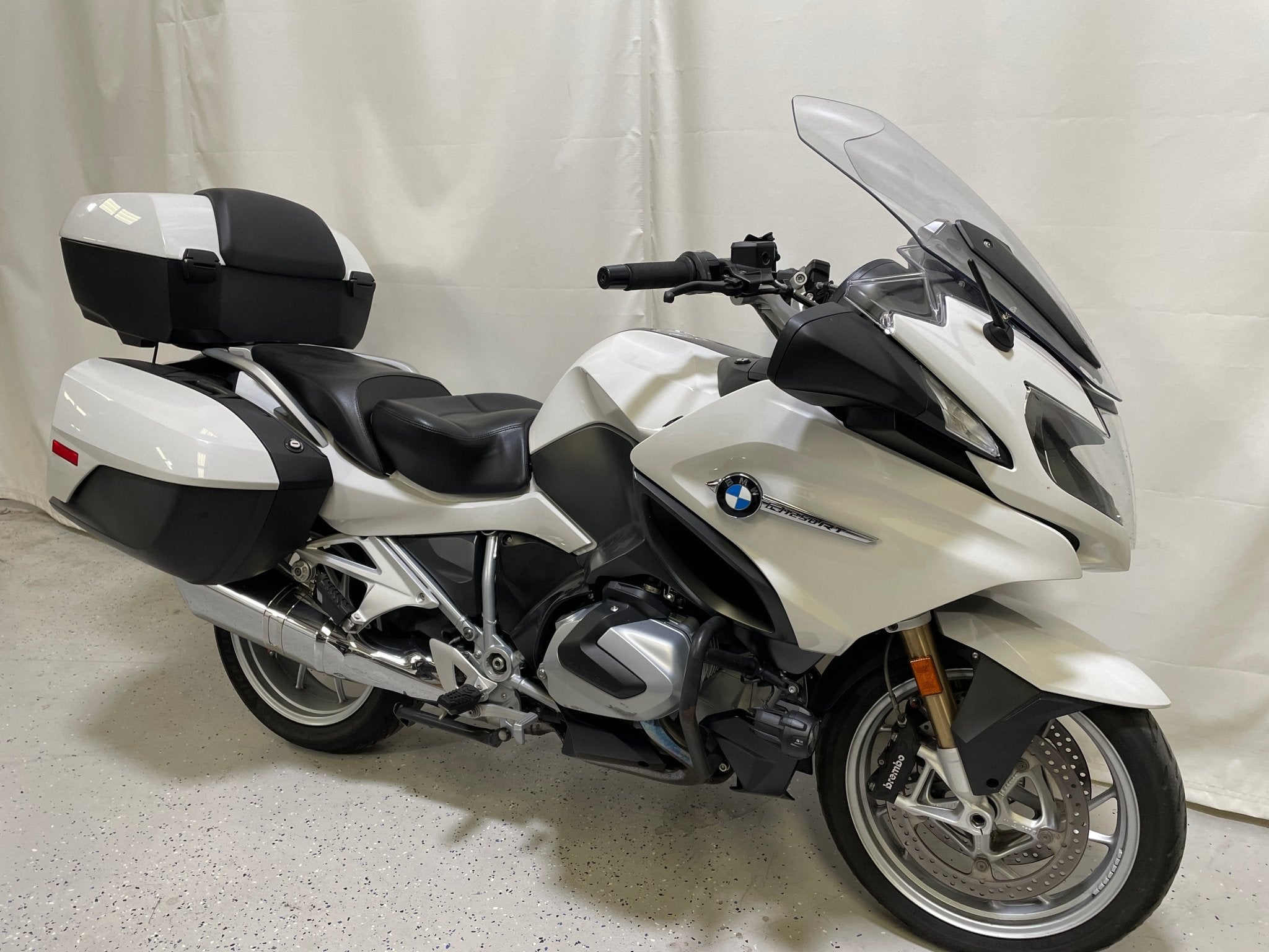 2020 BMW R1250RT w/ Stage 2 Audio Upgrade | Motorrad Audio